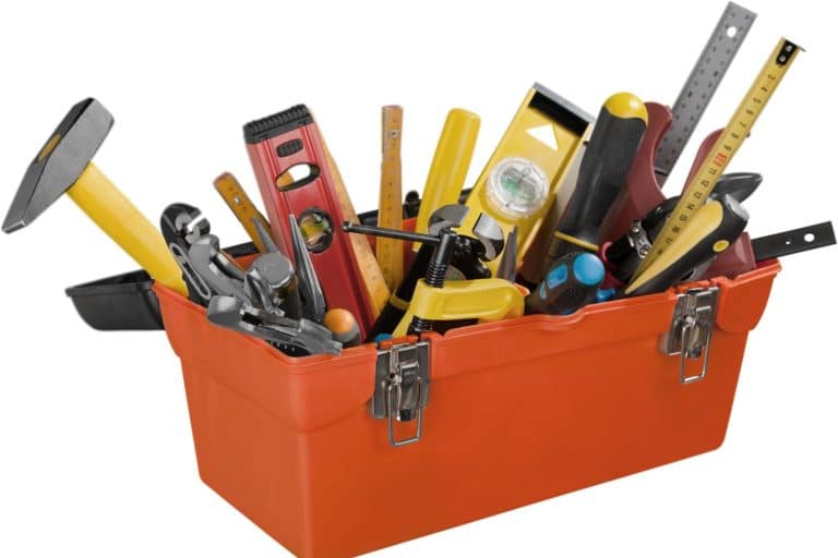 Off-Grid Cabin Living Made Easy | 5 Star Buildings