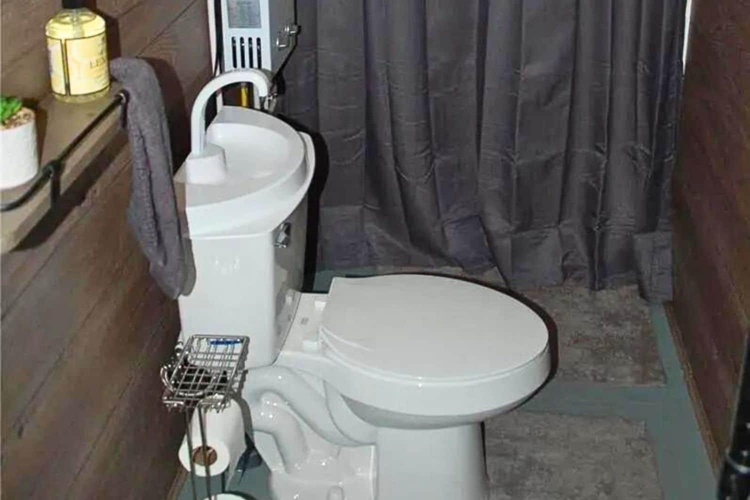 Off-Grid Cabin Living Made Easy | 5 Star Buildings